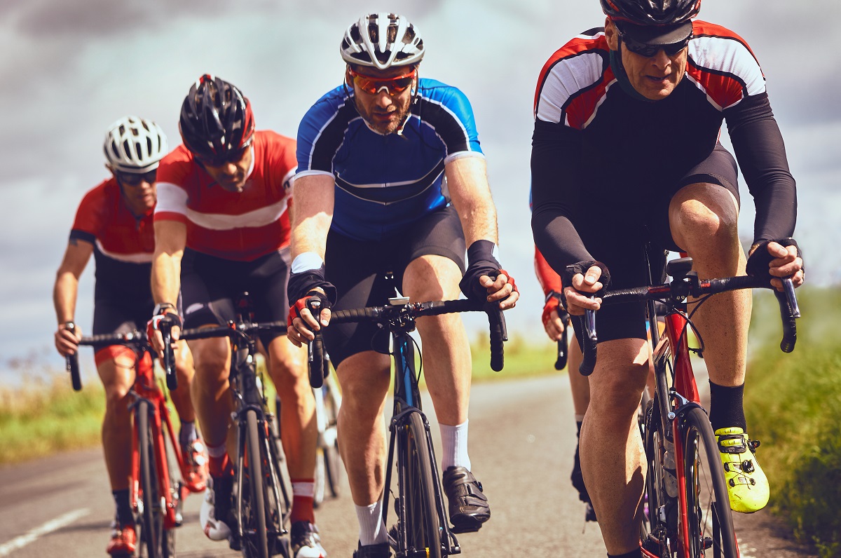 What to Wear When You Go Cycling | Transpedianews